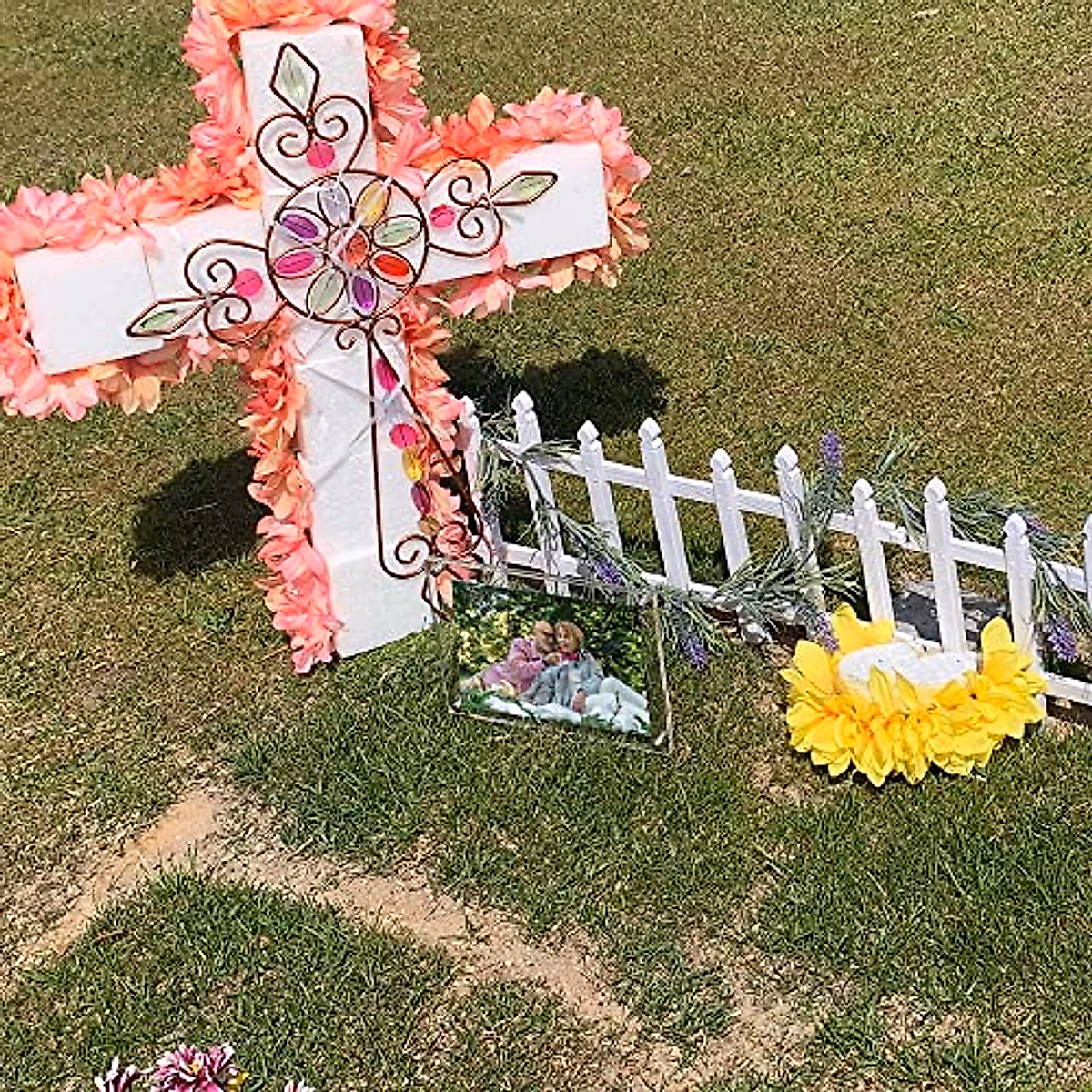 5x7 Waterproof Picture Frame for Grave, Cemetery Decorations for Grave, 2PCS Acrylic Outdoor Weatherproof Pet Dog Cat Memorial Cemetery Picture Frame,Funeral Gifts