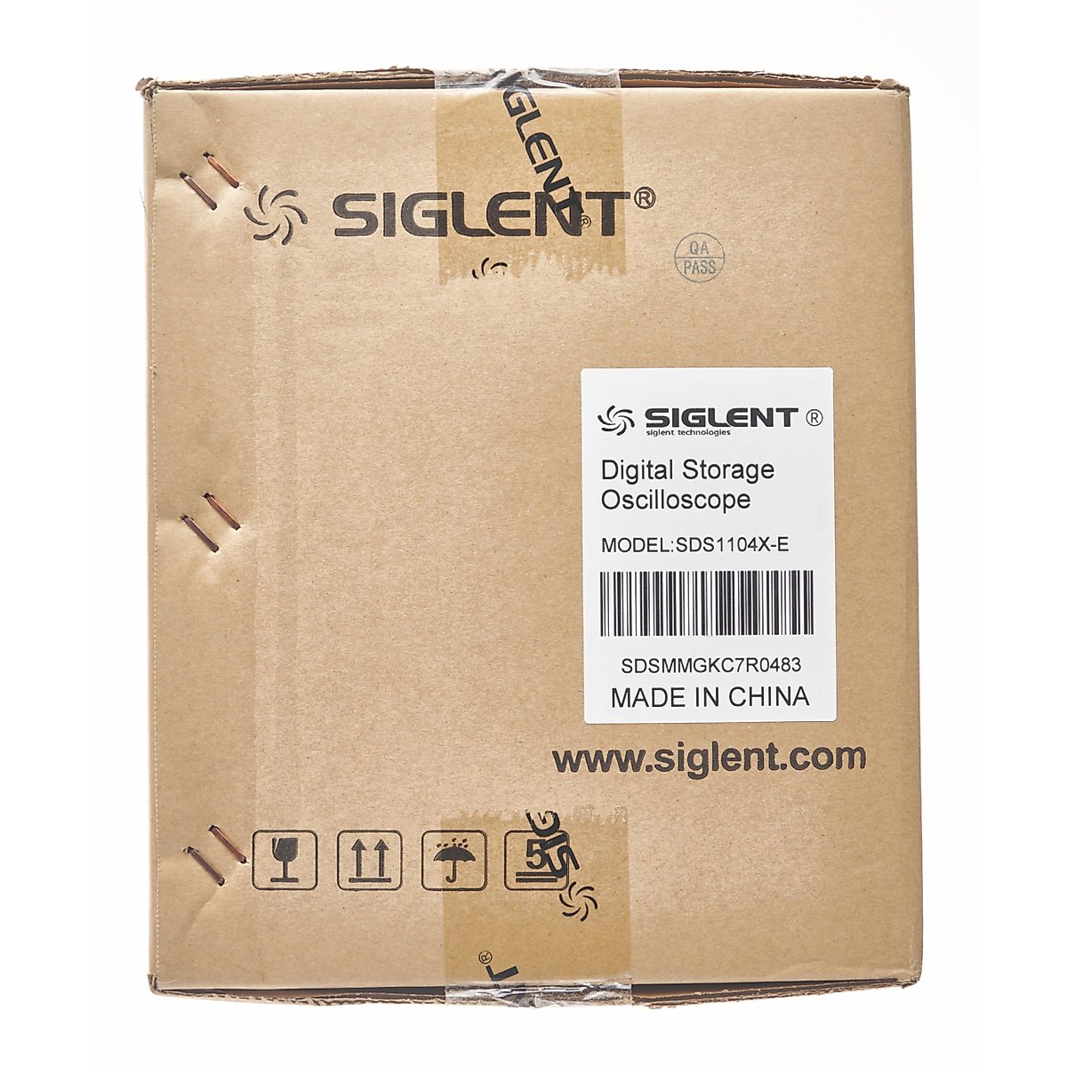 Siglent Technologies SDS1104X-E 100Mhz Digital Oscilloscope 4 channels Standard Decoder, Grey