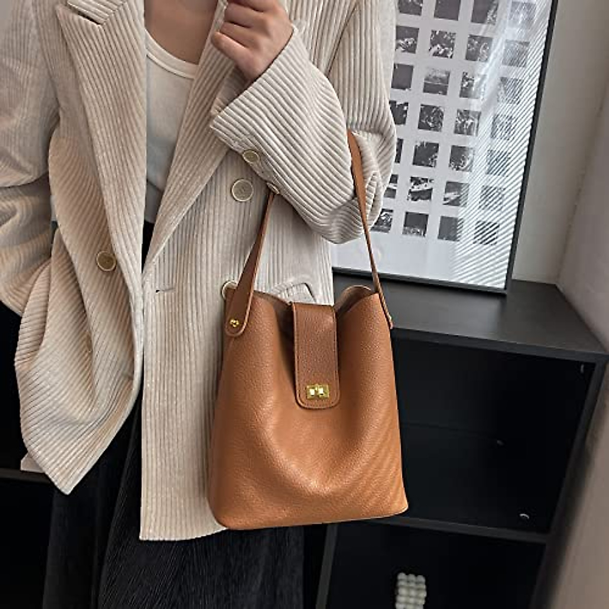 Hobo Bags for Women Vegan Leather Purses, Designer Shoulder Bag Fashion Large Crossbody Bucket Tote Purse Ladies Handbags(BROWN)