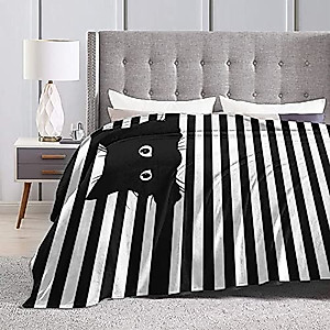Perinsto Black Cat Throw Blanket Ultra Soft Warm All Season Decorative Fleece Blankets for Bed Chair Car Sofa Couch Bedroom 50"X40"