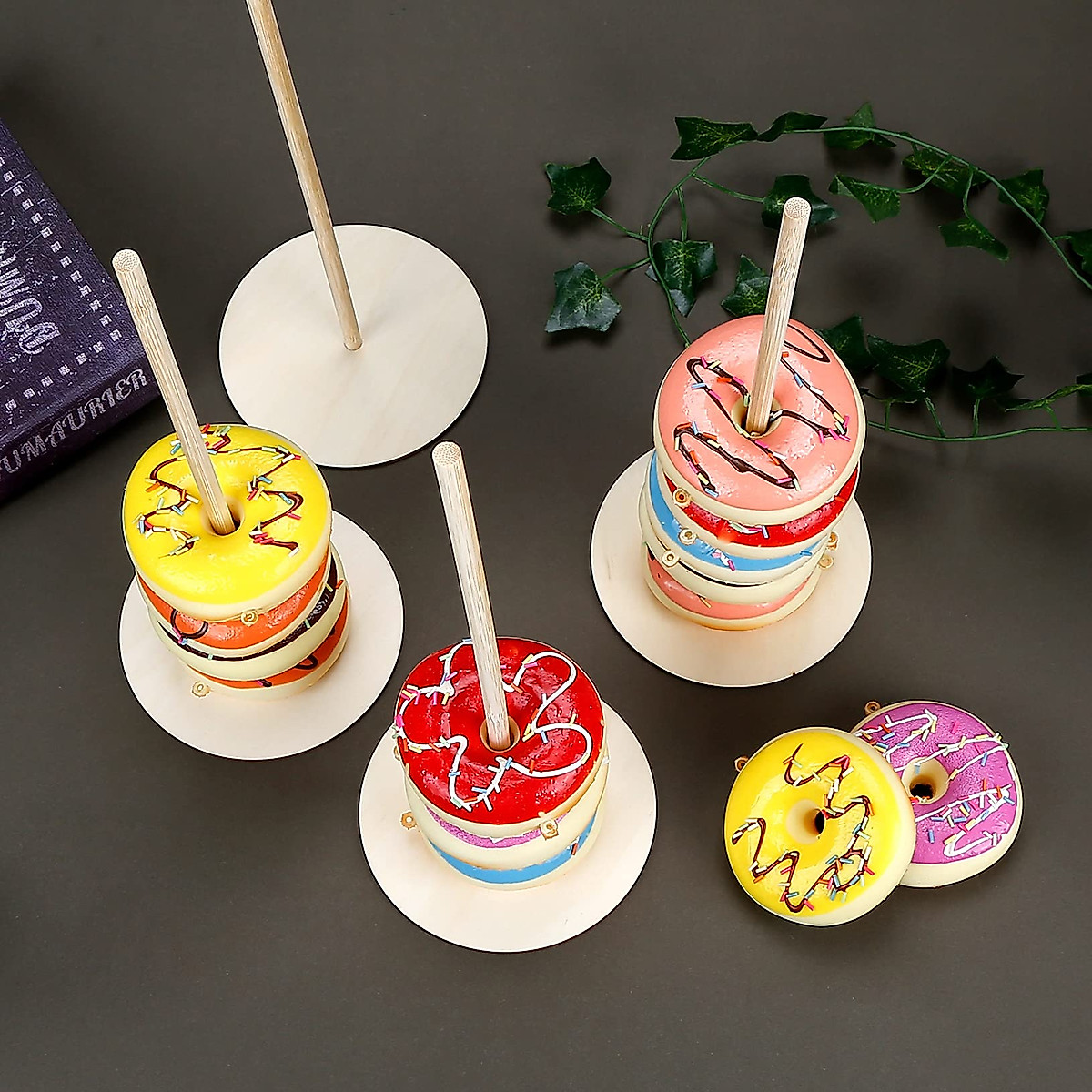 Ponpon 4pcs Wood Donut Stands Bagels Display Holder Reusable Doughnut Dessert Stand for Wedding Birthday Treat Parties