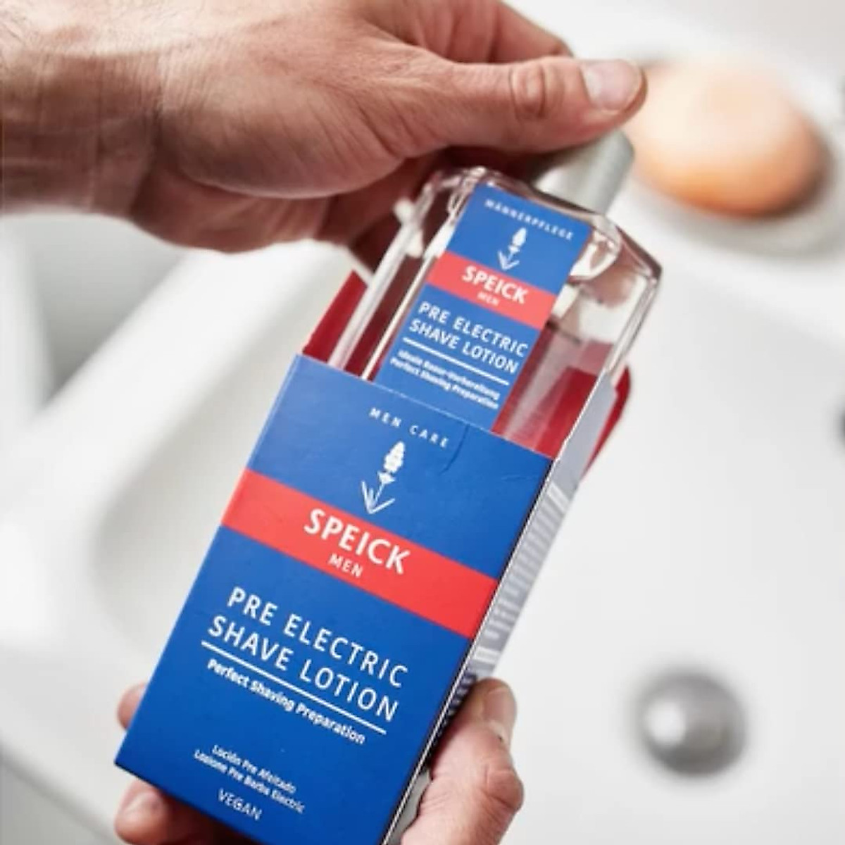 Speick Men Pre Electric Shave Lotion with Relaxing Lavender Oil and a Blend of Essential Oils, Natural Vegan Skin Care, 3.4 Fluid Ounces