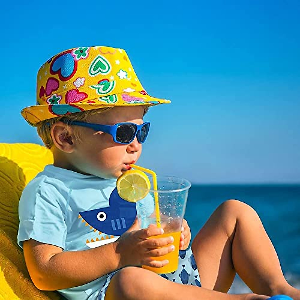 Dilon Toddler Baby Boys Swimsuit Shark Bathing Suits Set-Two Piece Short Sleeve Rashguard Swimwear & Swim Trunks Set(Shark,4-5T)