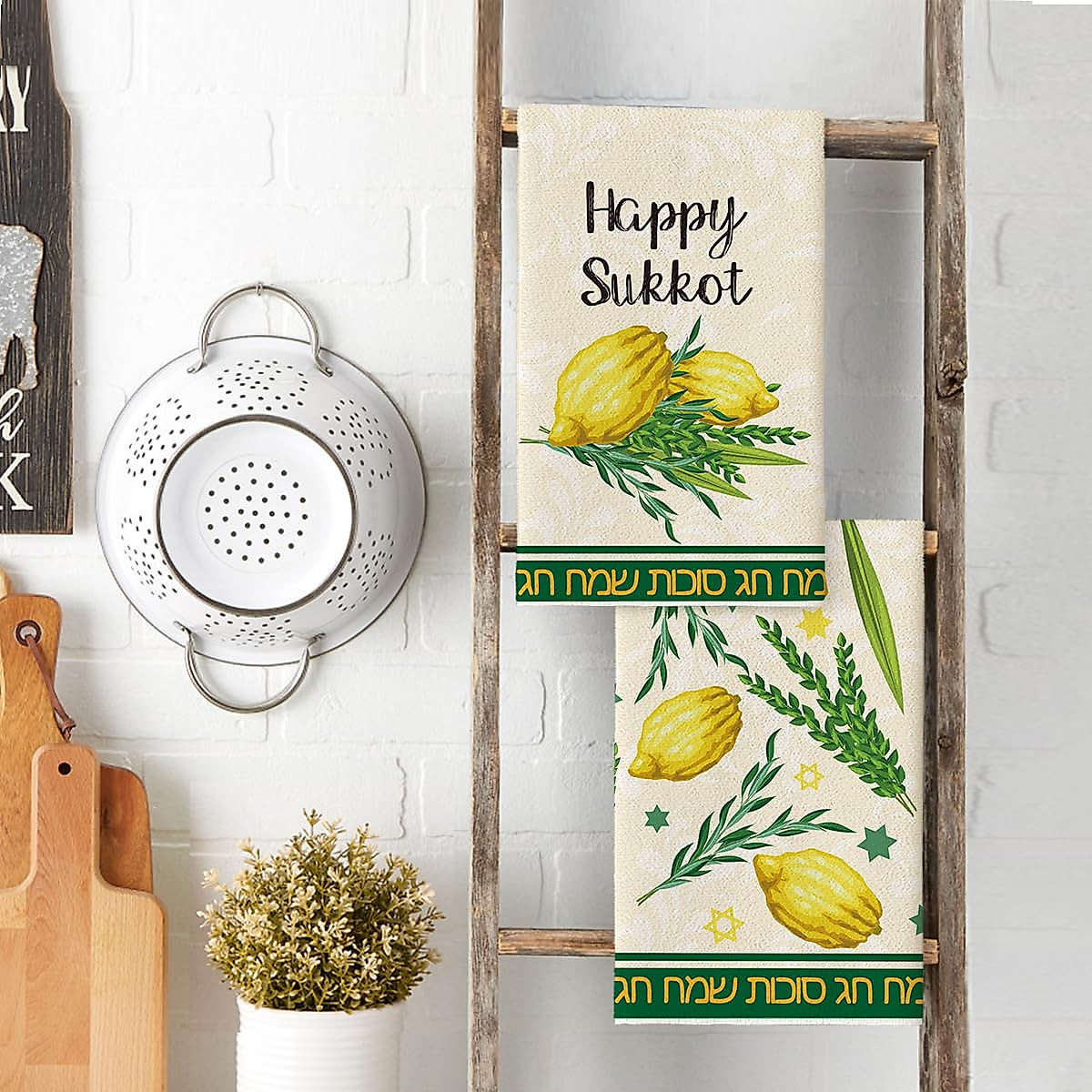 Artoid Mode Lemons Happy Sukkot Kitchen Towels Dish Towels, 18x26 Inch Hebrew Etrog Lulav Decoration Hand Towels Set of 2