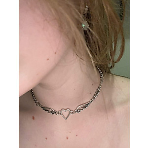 Angel Heart Wing Choker Gothic Indie Stuff Y2k Hollow Out Pendant Chain Necklace for Women Men
