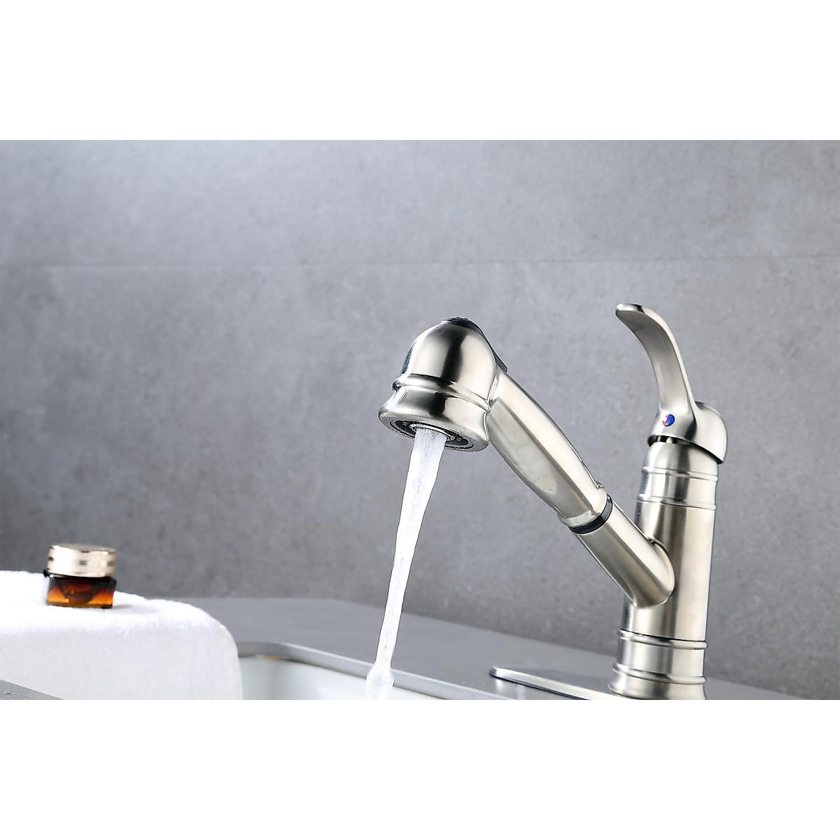 Derengge 1 or 3 Hole Pull-Out Kitchen Faucet Stainless Steel Single Handle Kitchen Sink Faucet with Deck Plate,EW-083C-BN