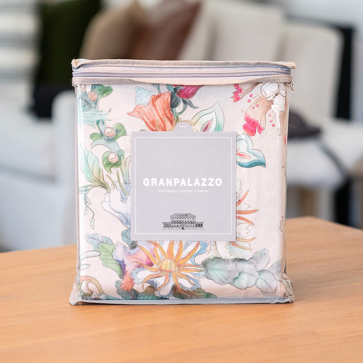 Vesper Lane Luxury Granpalazzo Duvet Cover Set, Cabernet, Queen