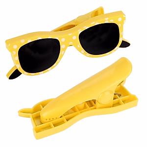 CAIRIAC Beach Towel Clips for Chairs Cruise, Towel Pegs for Beach, Pool Chair Towel Holder Clips Heavy Duty Clothes Pins, Keep Your Towel from Blowing Away, Beach Accessories for Vacation