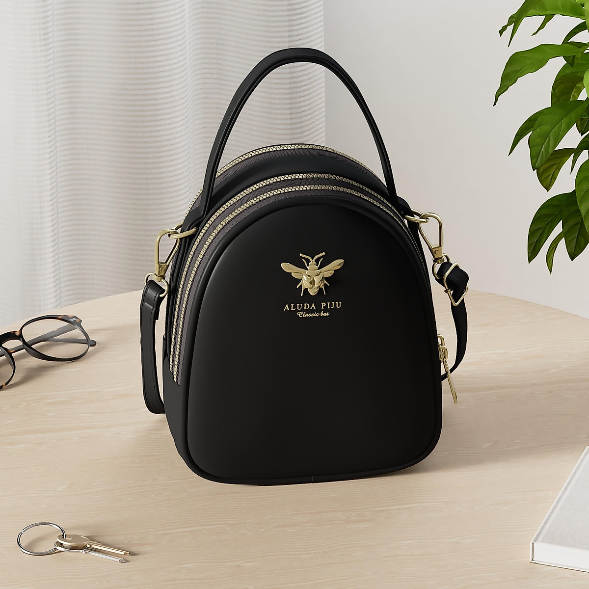 Lightweight Small Crossbody Bags Shoulder Bag for Women Stylish Ladies Cell Phone Purse and Handbags Wallet