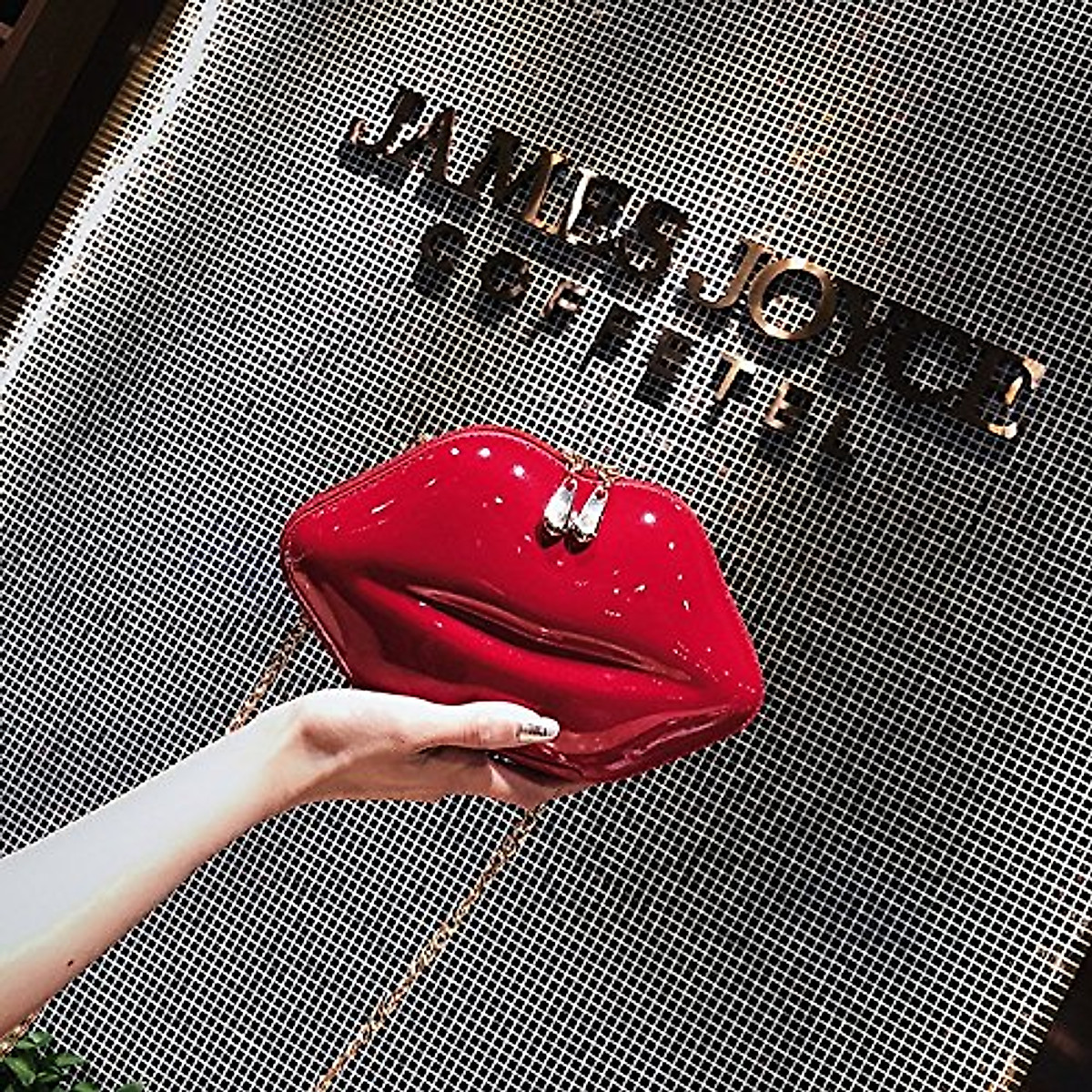 Women Leather Lips-shaped Evening Clutch Purses Crossbody Bags Vintage Banquet Handbag (Red)