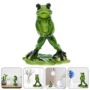 Peeing Frog Statue Resin Figurine Frog Figurine Decor Decorative 3D Creative Statues Animal Statue for Home Desk Garden Decor Ornament