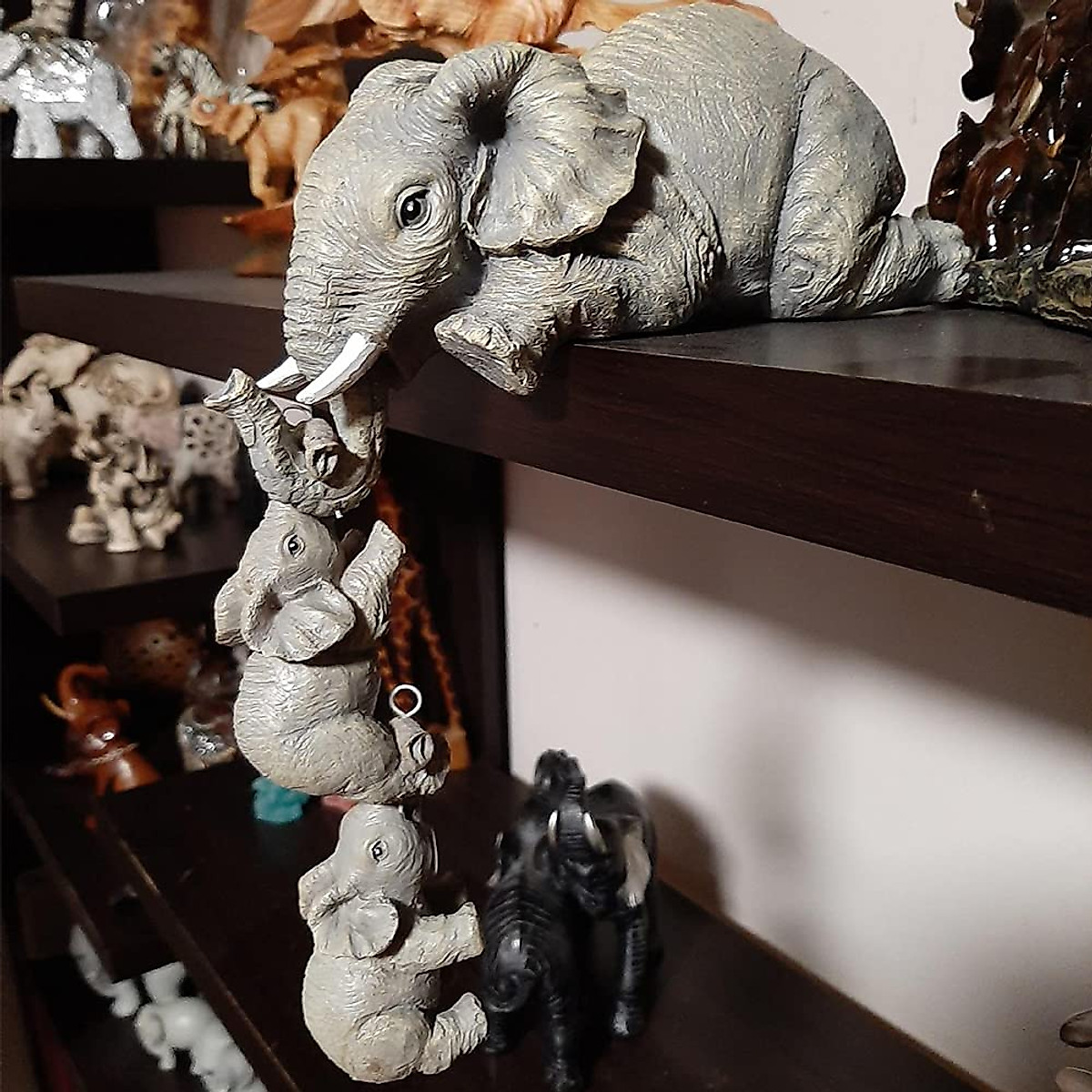 Elephant Sitter Resin Figurines, Elephant Mothers Hanging Two Babies Statue, Suitable for Home Decoration on Shelf or Table Edge, Collections Figurines Gifts for Mother's Day