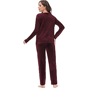 COZZIPLUS Women Velour Lounge Set 2 Piece Velvet Pajama Set Sweatsuit Crew Neck Sweatshirt and Elastic Waist Sweatpant(Burgundy,M)