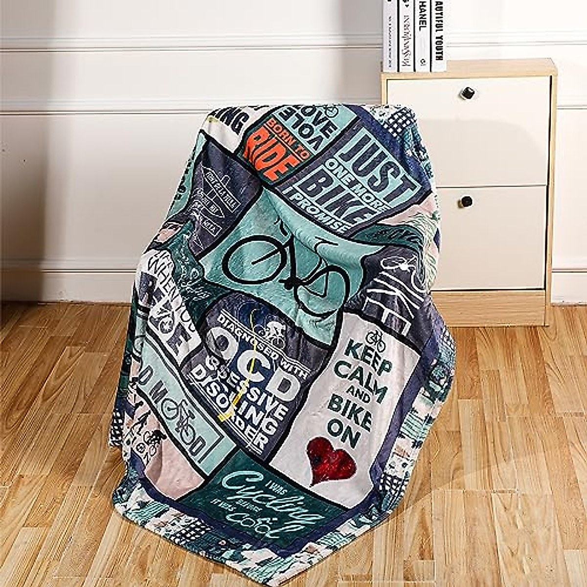 Soft Bicycle Cycling Blanket for Couch Bed Cozy Fleece Flannel Bike Cycling Throw Blanket for Kids Adults Cycling Gifts for Men and Women 50'' x 60'' (Bike 02)