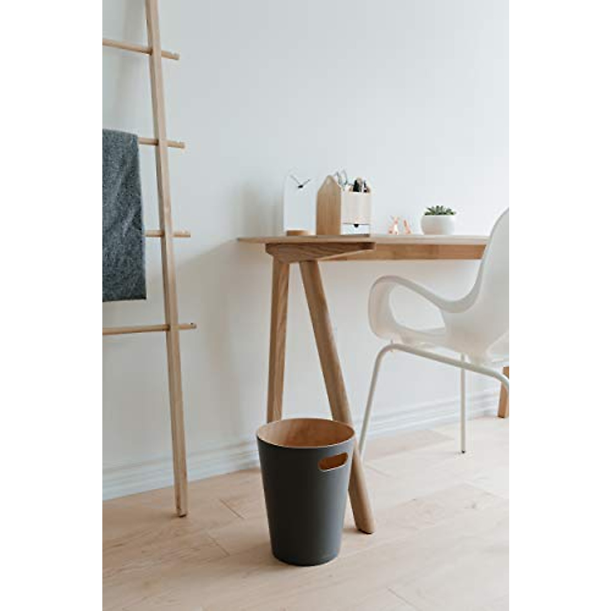 Umbra Woodrow, 2 Gallon Modern Wooden Trash Can Wastebasket or Recycling Bin for Home or Office, Dark Gray