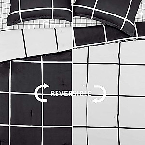 Amazon Basics Reversible Microfiber Bed-in-a-Bag with Elastic Storage Pockets -3 pcs, Full/Queen, Black Grid