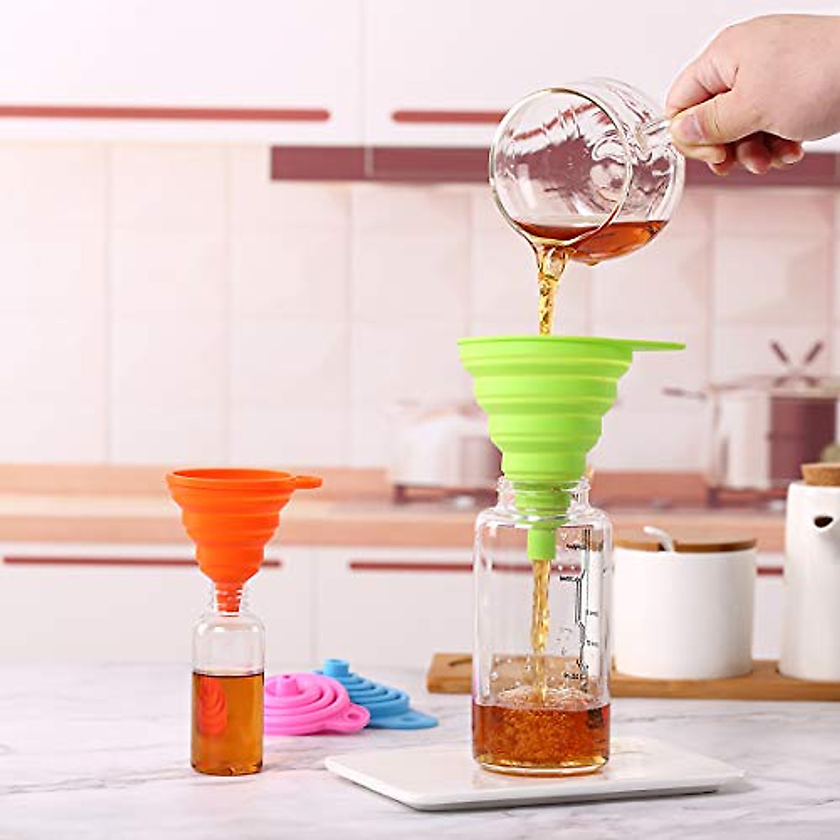 Kitchen Funnel Set of 4, 2 Small and 2 Large Funnels for Kitchen use, Silicone Collapsible Funnels for Filling Bottles/Liquid/Powder Transfer, Food Grade BPA Free