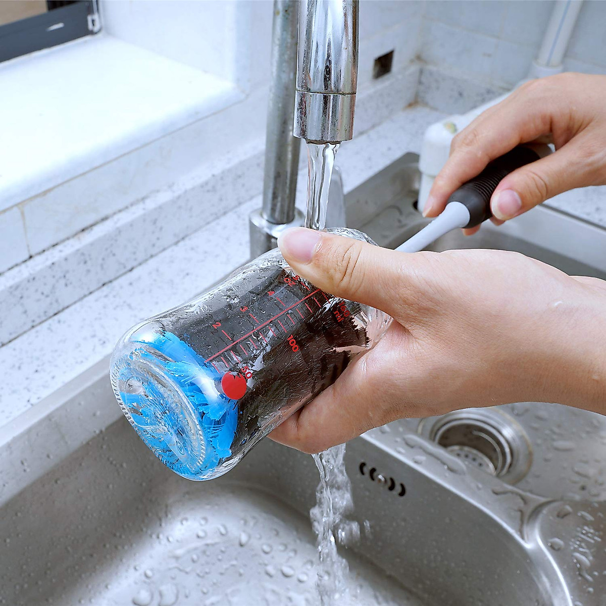 Bottle Brush with Nipple Cleaner, Long Handle Water Bottle Scrubbing Brush, Built for Cleaning Baby Bottles, Sippy Cups, Travel Coffee Mugs, Food Jars, Glasswares, Wine Decanters, Tumblers, 3 Pack