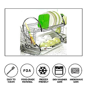 Bikabpet Lick mat for Dogs, Peanut Butter and Slow Feeders for Dogs, Dog Lick Mat with Suction Cups, Apply Dog Bath Grooming to Divert Anxiety，Silicone Scraper and scrubbing Brush (Green01)