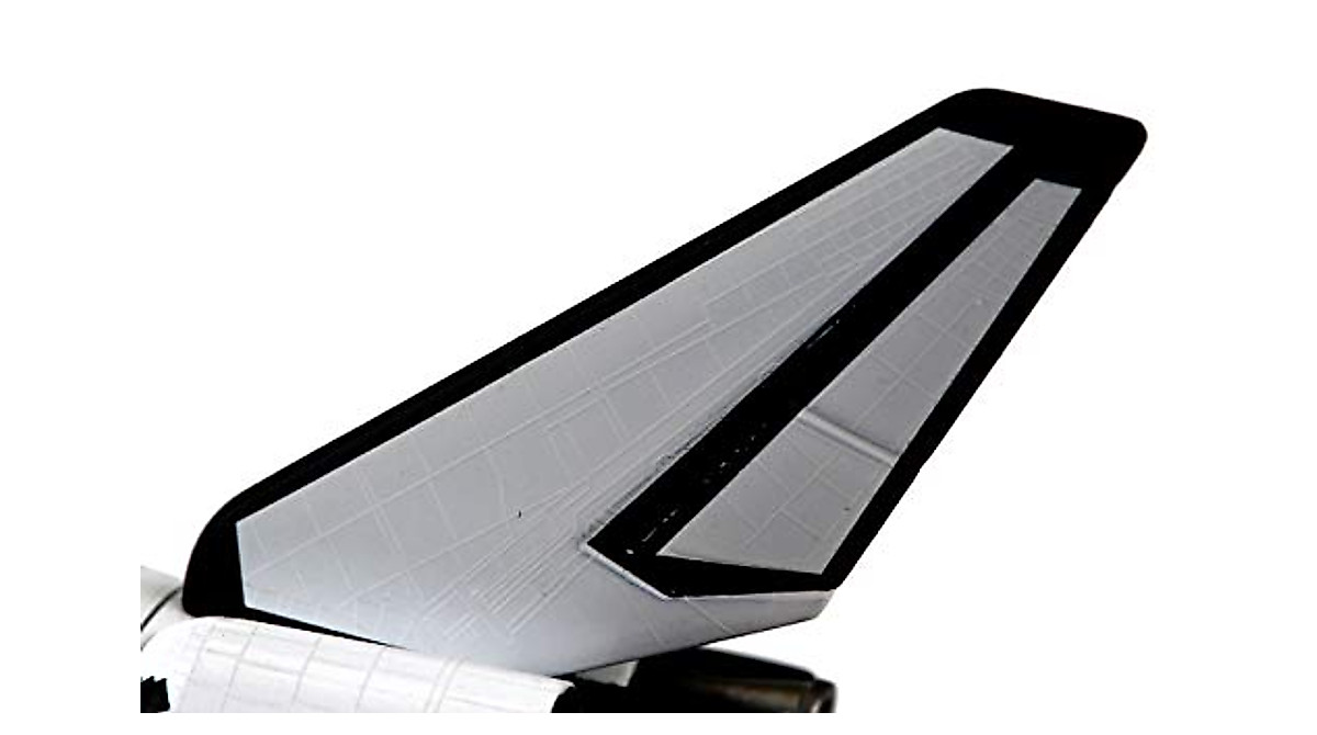 Space Shuttle Discovery Model - Daron 1/300 Scale Die-Cast