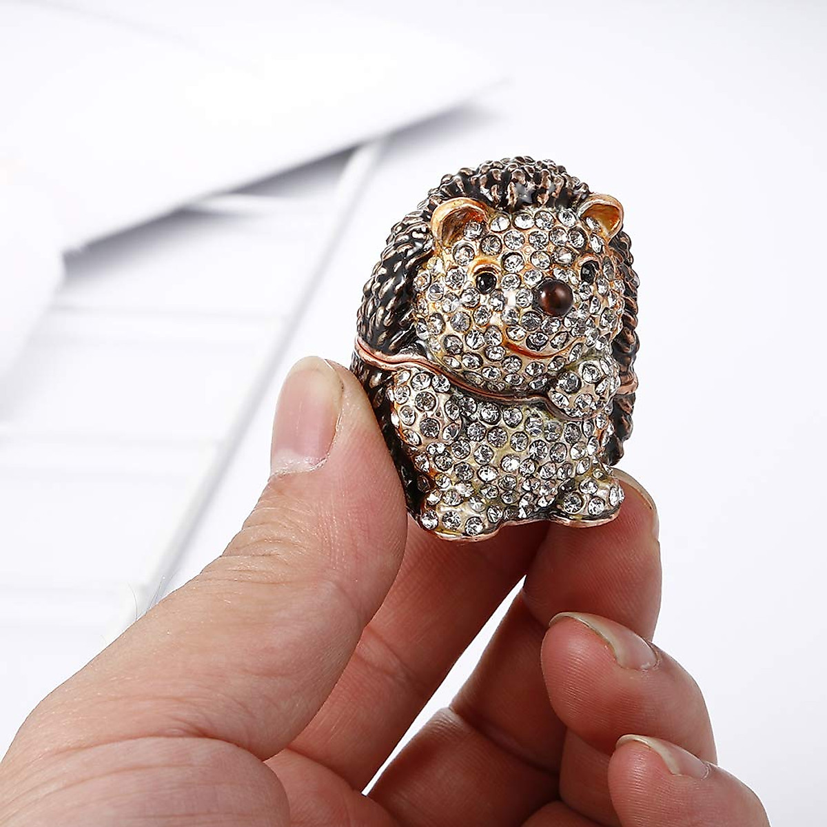 Hand Painted Enamel Hedgehog Trinket Box, Hinged Jewelry Box Unique Mini Ring Necklace Jewelry Organizer, Classical Bejeweled Storage, Figurine Collectible Keepsake Home Decor (Couple Hedgehog)