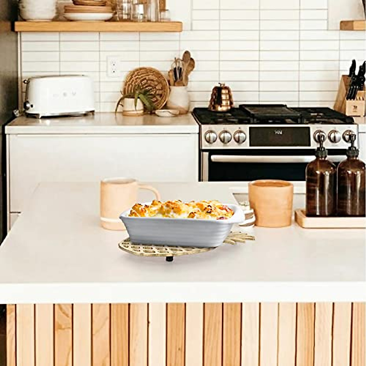 Sumnacon 2Pcs 8.5 x 5.2 Inch Cast Iron Trivets - Rustic Heat Resistant Metal Trivets for Hot Dish Pot Pan Plate Teapot, Decorative Pineapple Iron Hot Plate Holders for Kitchen Counter Dining Table