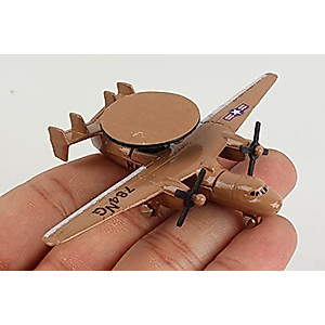 Daron Worldwide Trading Runway24 E2C Hawkeye Vehicle