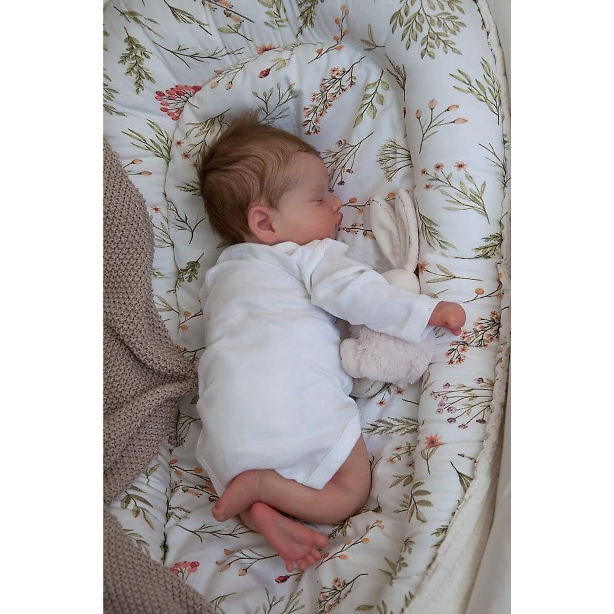 ROSHUAN Realistic Newborn Baby Dolls 20 inch Asleep Lifelike Reborn Baby Dolls Vinyl Soft Cloth Body Real Life Baby Dolls Sleeping Bebe Doll White Clothes for Boys Girls Gifts