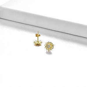 KECHO 14k Gold Sunflower Earrings for Women, Gold Flower Stud Earrings Jewelry Gifts for Her (Sunflower Earrings)