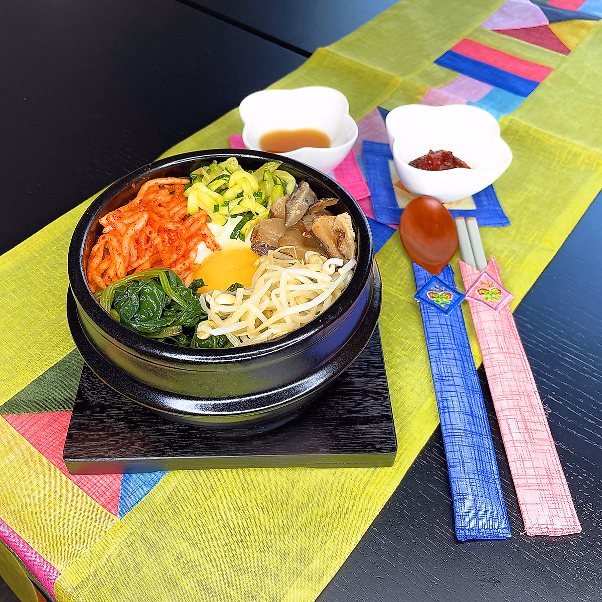 JOVELY Korean Stone Bowl Set, Authentic Ttukbaegi Korean Earthenware Pot, Twice-Fired Natural Korean Clay Pot for Cooking, Microwave & Dishwasher-Safe