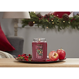 Yankee Candle Apple Wreath Scented, Classic 22oz Large Jar Single Wick Candle, Over 110 Hours of Burn Time | Holiday Gifts for All