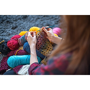 Weabetfu 121PCS Crochet Hooks & Sewing Kit,Aluminum Crochet Hooks & Lace Crochet Hook,Crocheting Hook for Knitting,Complete Crochet Set for Beginner,Traveler-Included Accessories