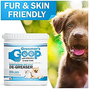 Groomer's GOOP Pet De-Greaser with Vitamin E and Aloe Vera - Degreaser Cream for Dogs, Puppy, Cat, and Kitten - Oil and Stain Remover for Pets Fur and Coat - 28oz