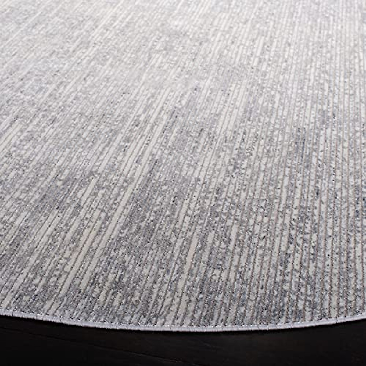 SAFAVIEH Dream Collection 6'7" Round Ivory/Grey DRM500A Modern Distressed Premium Viscose Area Rug