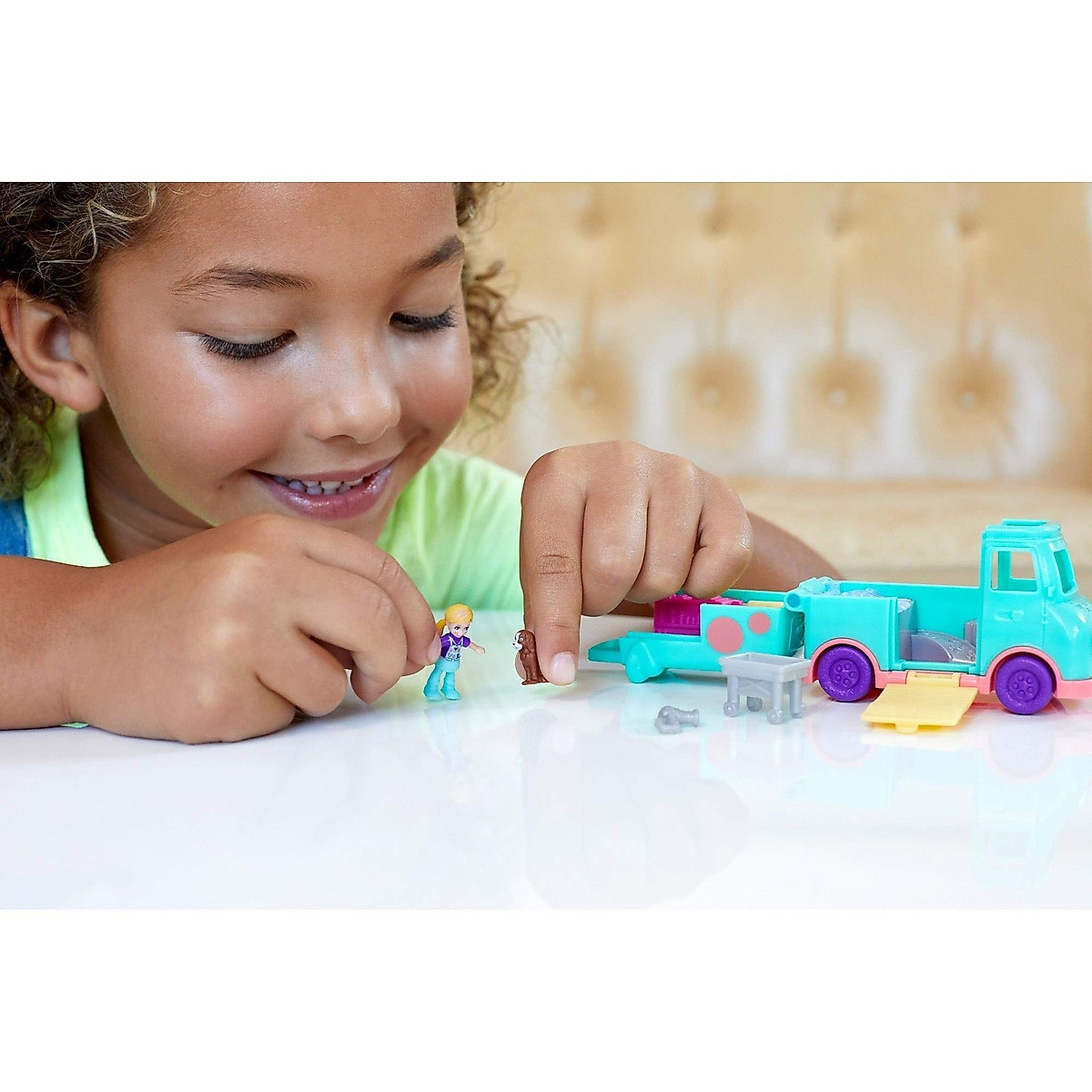 Polly Pocket Pollyville Pet Groomer Vehicle Playset