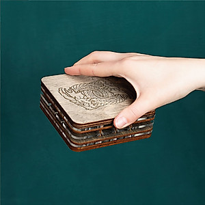 SMONEX Dice Box - Dice Storage Box with Magnetic Lid Suitable for Dungeons and Dragons - Engraved Wooden Box Ideal as DND Gifts and Gifts for Other RPG