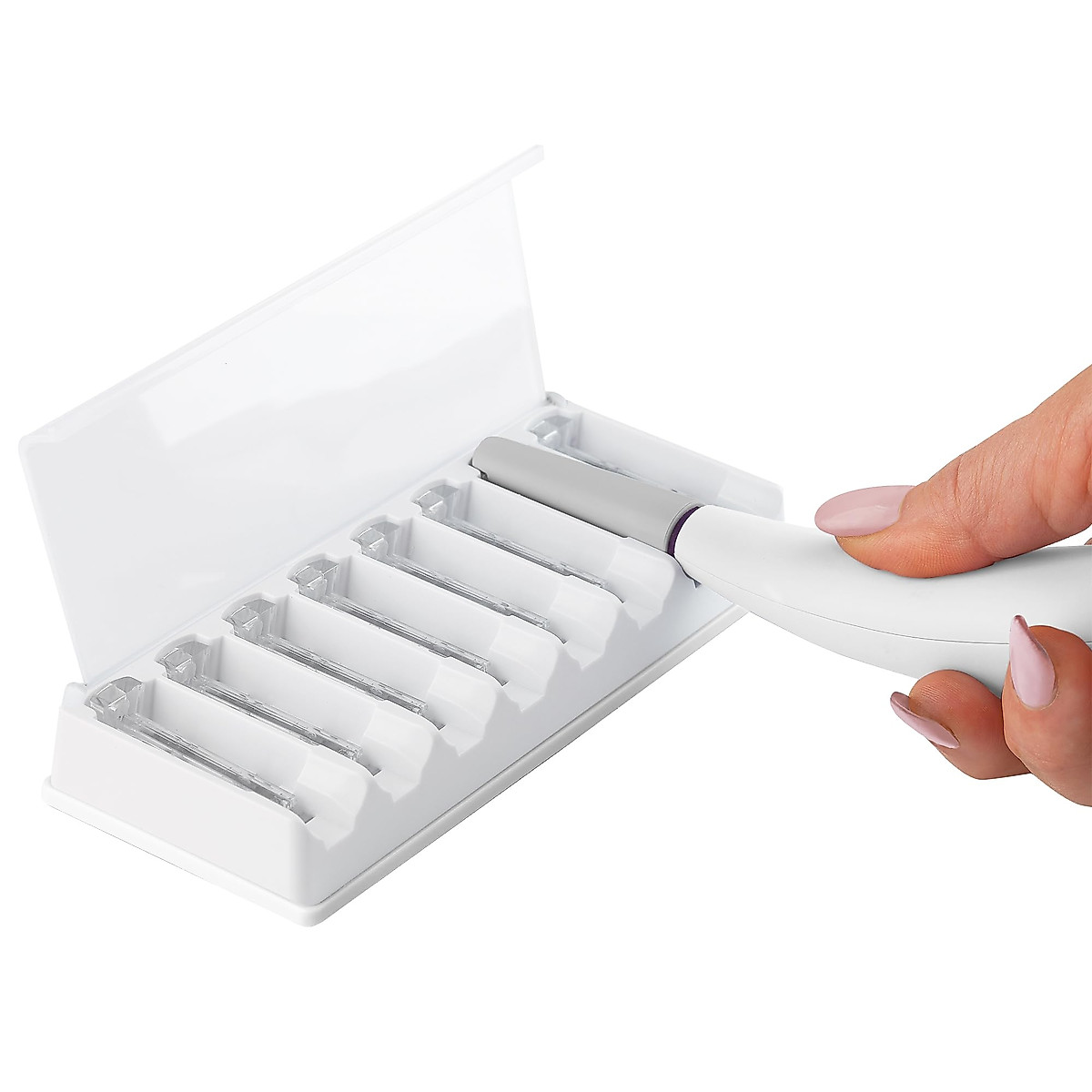 Michael Todd Beauty - Sonicsmooth – SONIC Technology Dermaplaning Tool - 2 in 1 Women’s Facial Exfoliation & Peach Fuzz Hair Removal System with 8 Weeks of Dermaplaning Blades