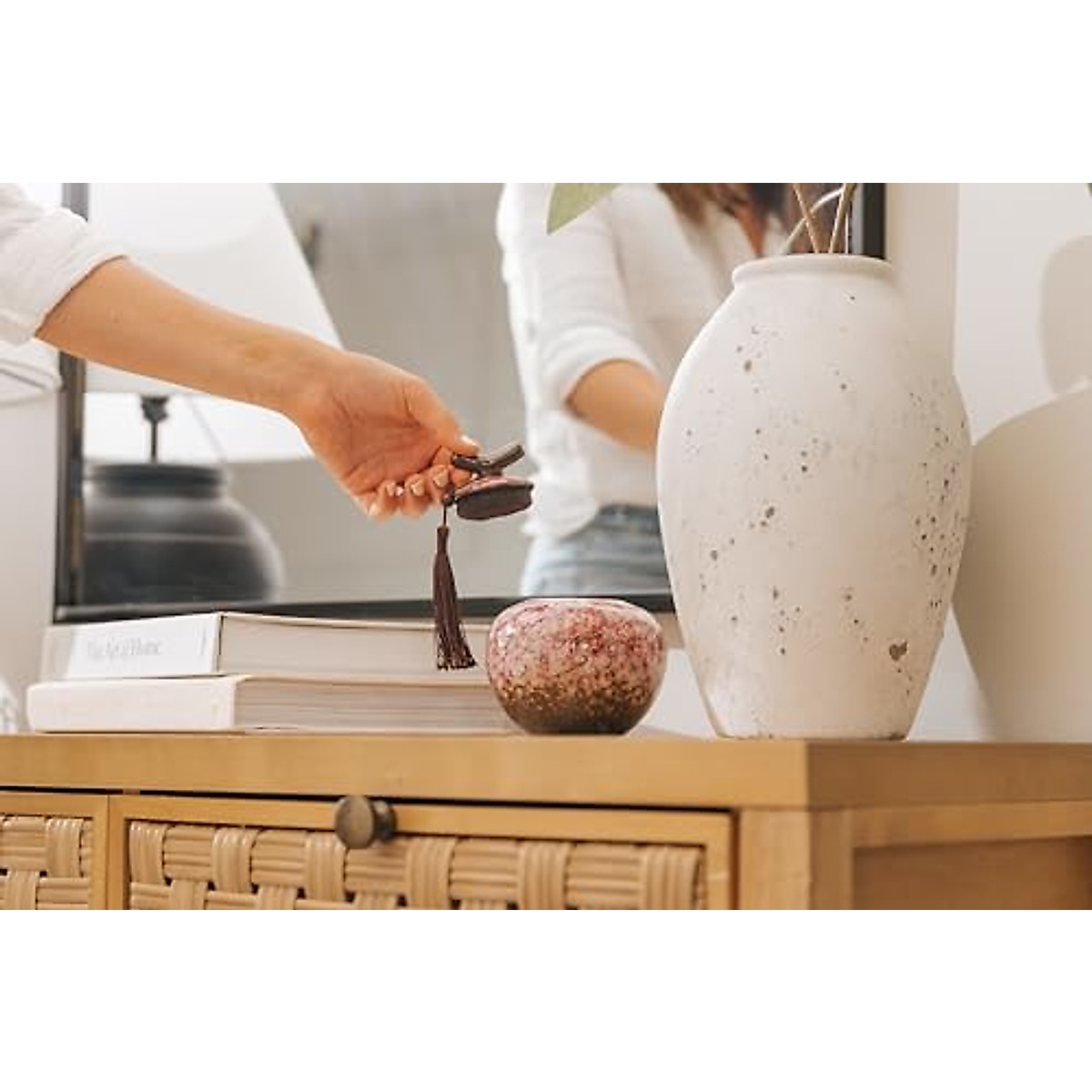 OneWorld Memorials Pet Branch Ceramic Funeral Pet Cremation Urn for Memorials - Holds Up to 30 Cubic Inches of Ashes - Small Sakura Pink