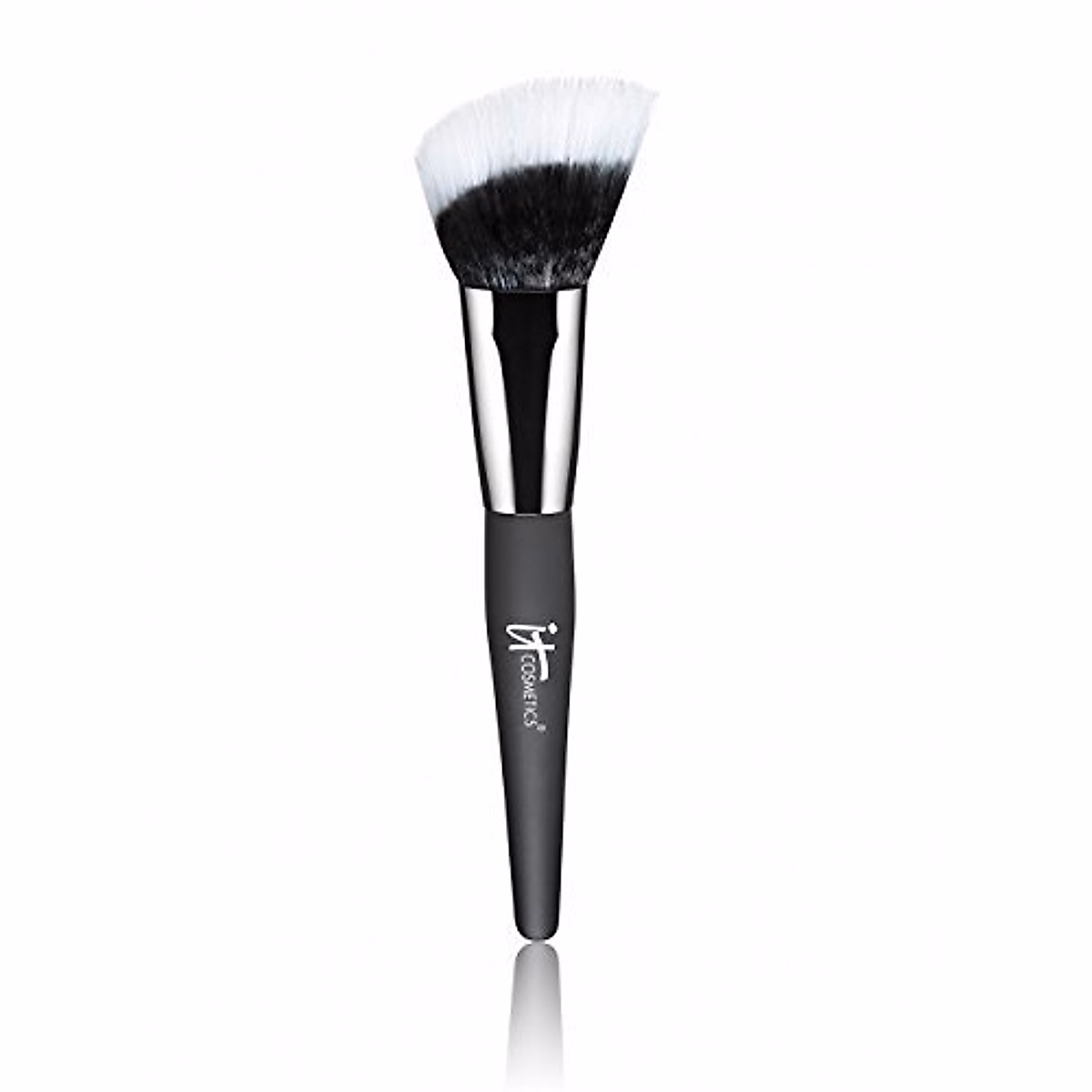 IT COSMETICS Angled Radiance Crème Brush