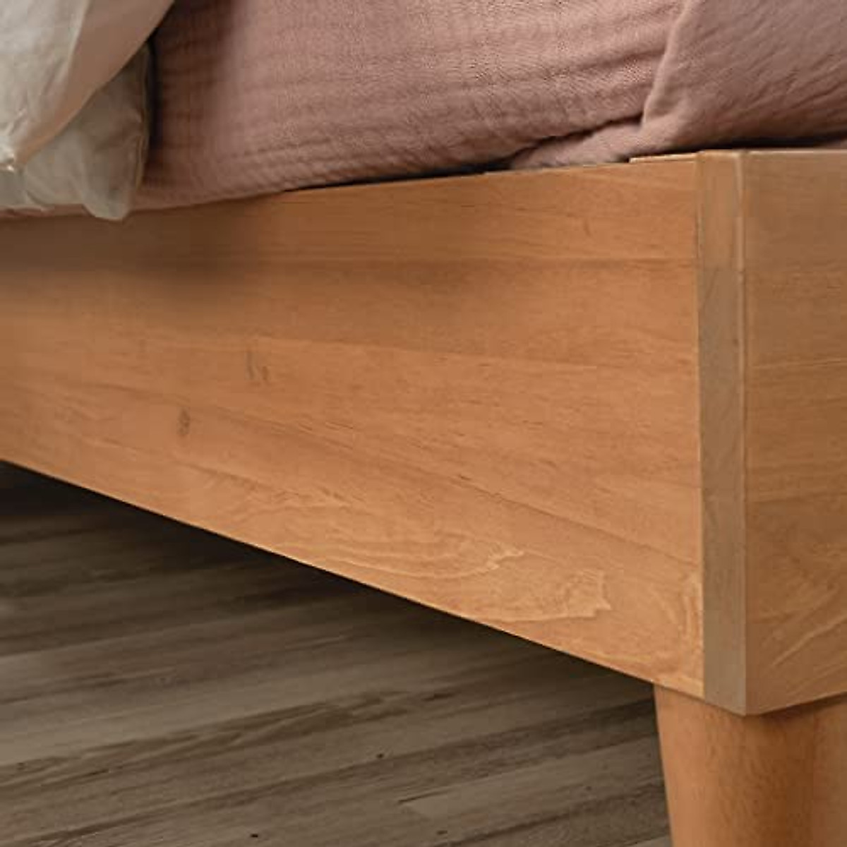 Sauder Cannery Bridge Round Leg Queen Platform Bed, Sindoori Mango Finish