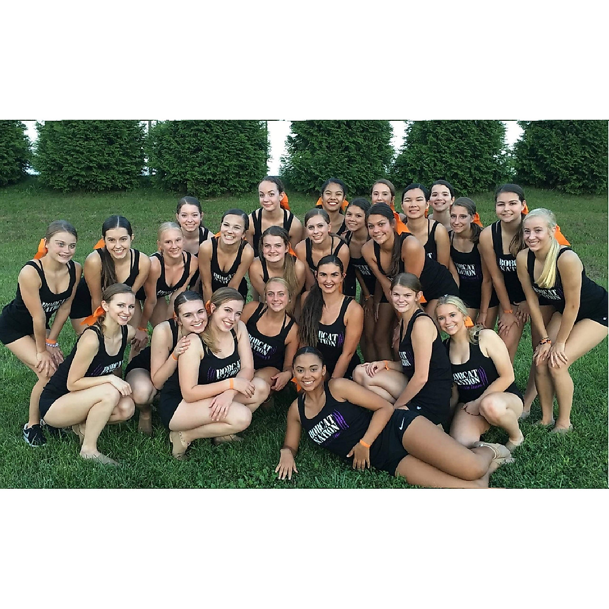 Kenz Laurenz Glitter Cheer Bows Cheerleading Softball Gifts, Team Bow with Ponytail Holder Complete your Cheerleader Outfit, Strong Hair Ties Bands Elastics for Girls and Women, Gold (Pack of 1)