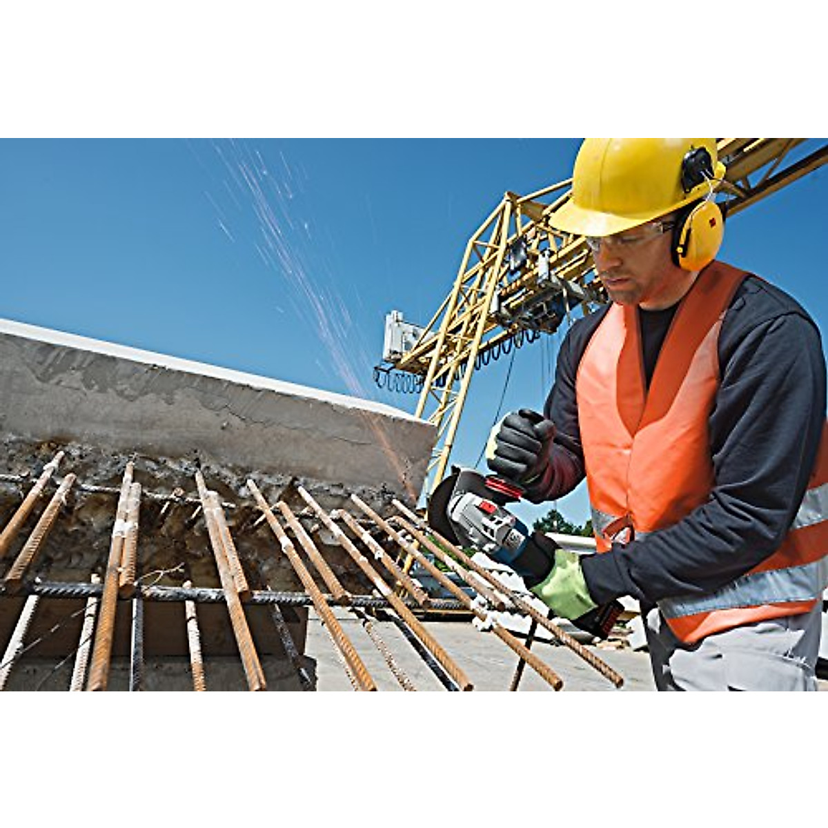 BOSCH 18V EC Brushless Connected-Ready 4.5 In. Angle Grinder (Bare Tool) GWS18V-45CN