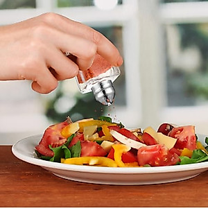 Maxcheck 150 Pcs Salt Pepper Shakers 0.5 oz Glass Spices Shaker with Sliver Tone Tops Clear Baking Soda Shaker Glass Spice Bottle for Wedding Party Restaurant Kitchen Travel Home (Cube)