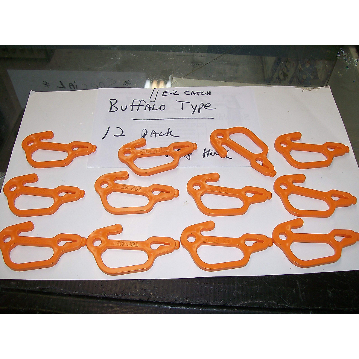 E-Z Catch 12 Pack Plastic Buffalo Style Crab Pots Hooks
