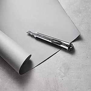 Amazon Basics Soft Grip 9mm, 13-Point Snap Off Knife with 3 Stainless Steel Blades