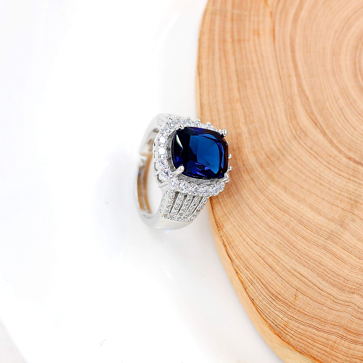 Uloveido Platinum Plated Cushion Cut 5 Carat Simulated Sapphire Ring, Blue Cubic Zirconia Adjustable Birthstone Rings Wedding Women Y987