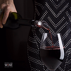 TenTen Labs Wine Aerator Pourer and Wine Pump Modern (2-pack) - Wine Stopper and Wine Saver - Modern Aerating Spout and Vacuum Stopper - Gift Box Included