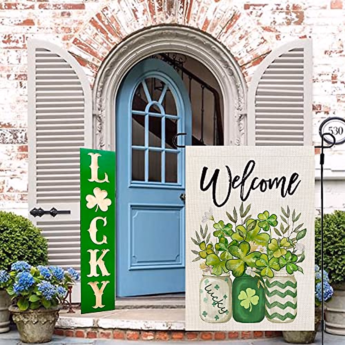 CROWNED BEAUTY St Patricks Day Garden Flag 12x18 Inch Double Sided for Outside Small Burlap Green Shamrocks Clovers Lucky Welcome Yard Holiday Flag CF725-12