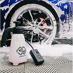 SGCB 2.0L Foaming Pump Sprayer Hand Pressure Car Wash Foam Sprayer Portable Water Sprayer for Car Washing Auto Detailing House Cleaning Lawn Garden Watering 0.5 Gallon Large Capacity