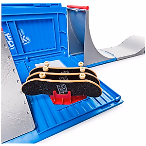 Tech Deck, Transforming SK8 Container Pro Modular Skatepark with Exclusive Fingerboard, Kids Toy for Ages 6 and Up (Styles May Vary)